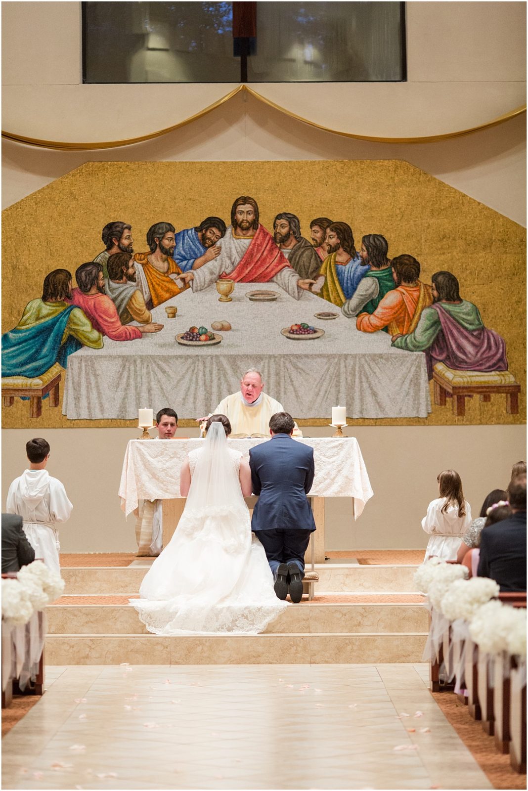 Photographing Catholic Weddings - Elizabeth Gelineau Photography