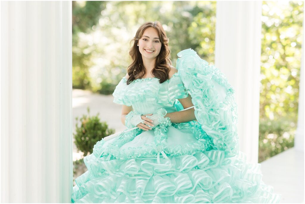 Madison | Azalea Trail Maid Portraits - Elizabeth Gelineau Photography